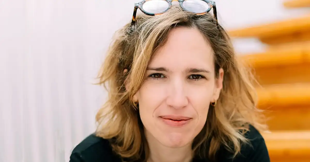 Anne Poiret, journaliste : "Ce n'est pas parce que la violence armée s ...